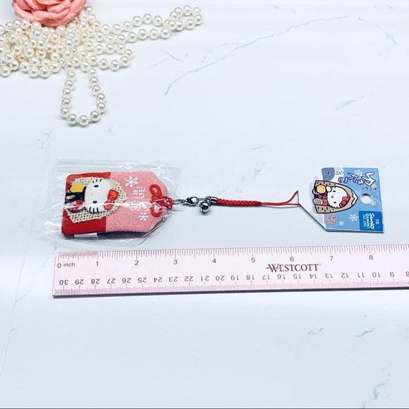 Hello Kitty | Accessories | Hello Kitty Cell Phone Charm | Poshmark